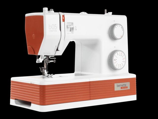 bernette 05 Crafter Sewing Machine – Nebraska Quilt Company